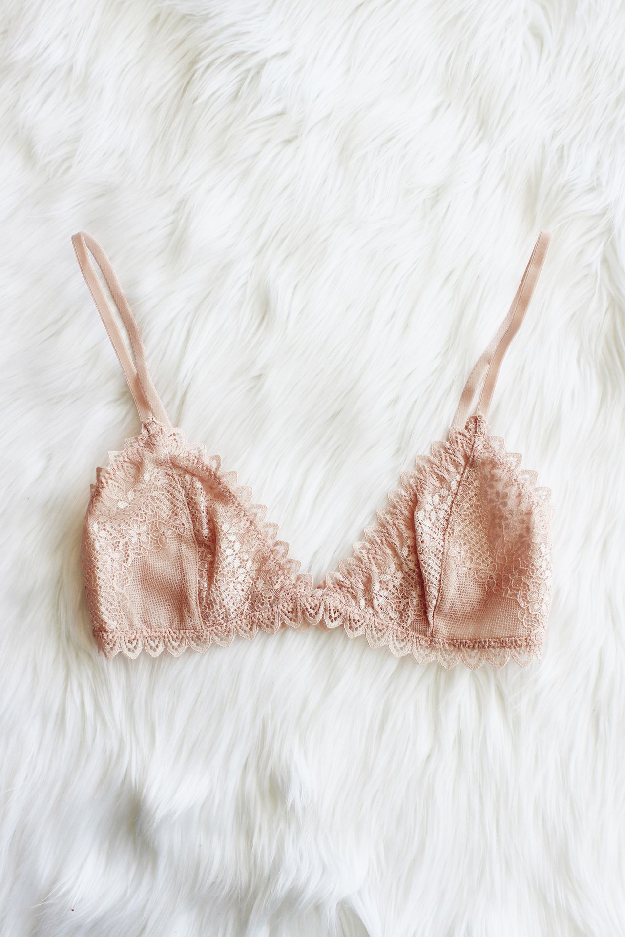 This $23 Bralette Has Over 29,000 Pins on Pinterest | Who What Wear