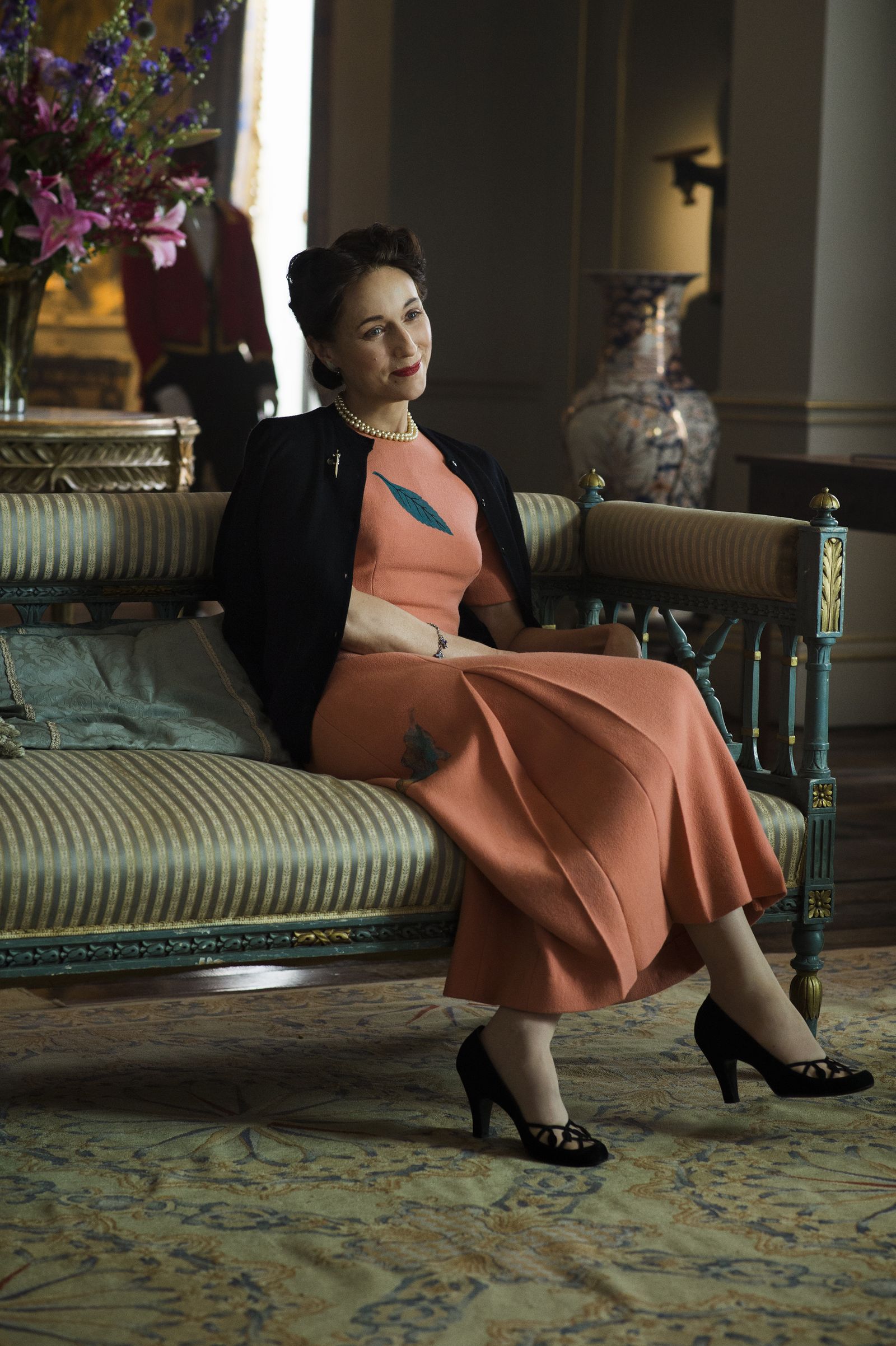 Preview The Crown's Gorgeous Costumes Before You Binge-Watch This ...