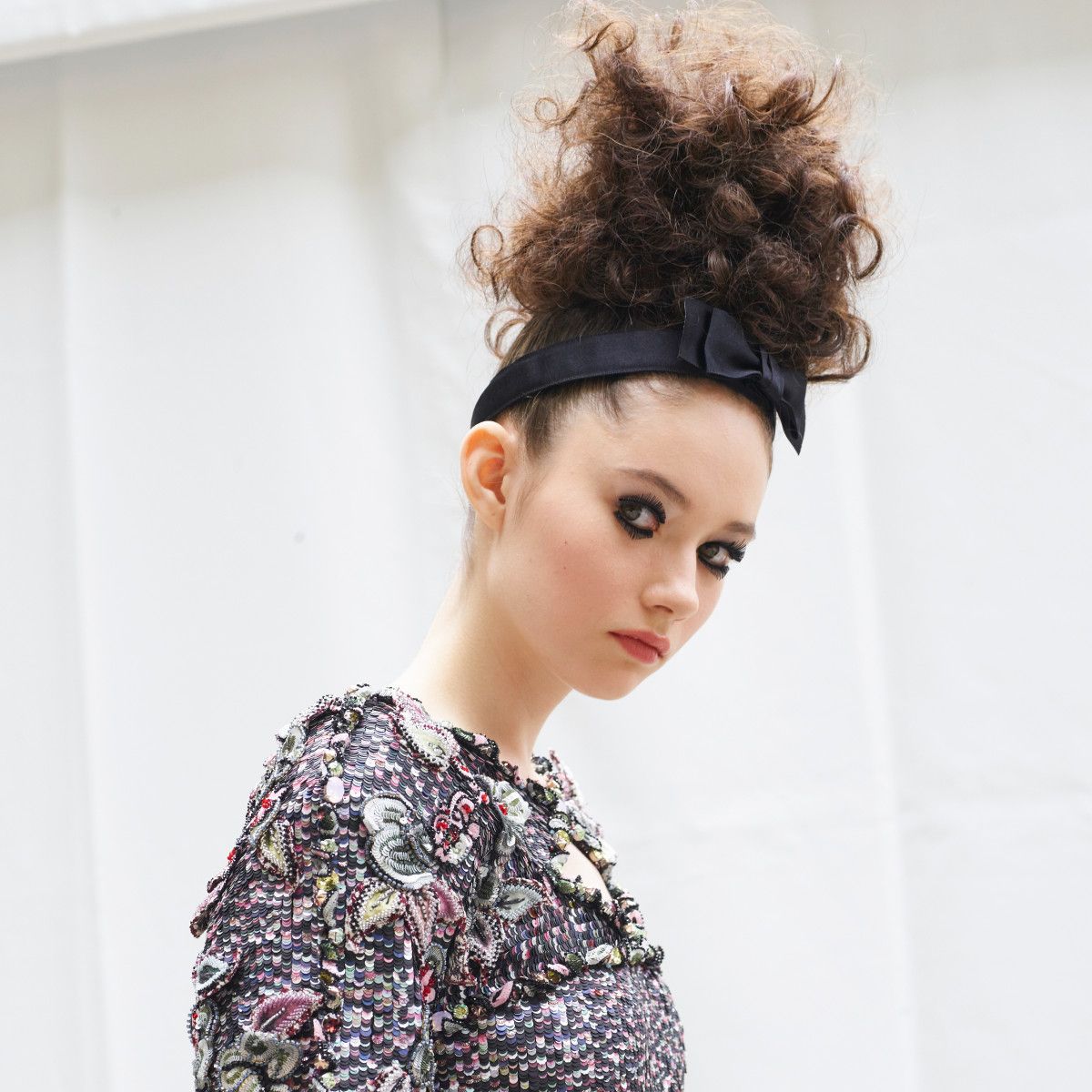 This Is What It Takes to Be an Embroiderer for Chanel | Who What Wear