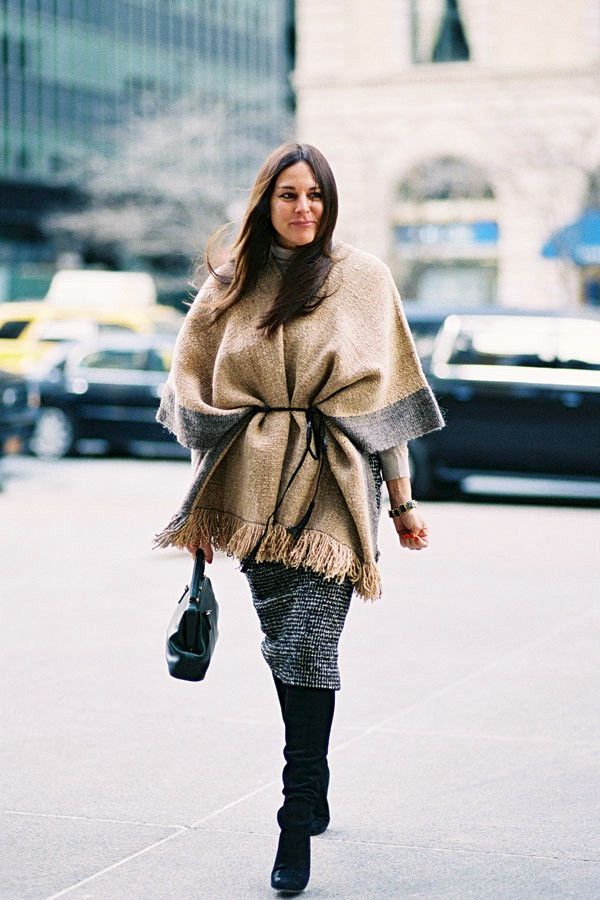 A Flattering Way to Wear a Poncho This Season | Who What Wear