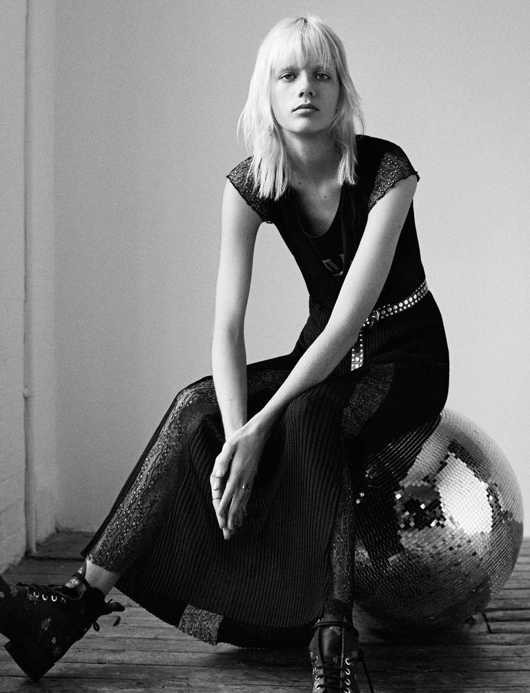 Zara Just Endorsed the Trend Every Cool Girl Is Already Wearing | Who ...