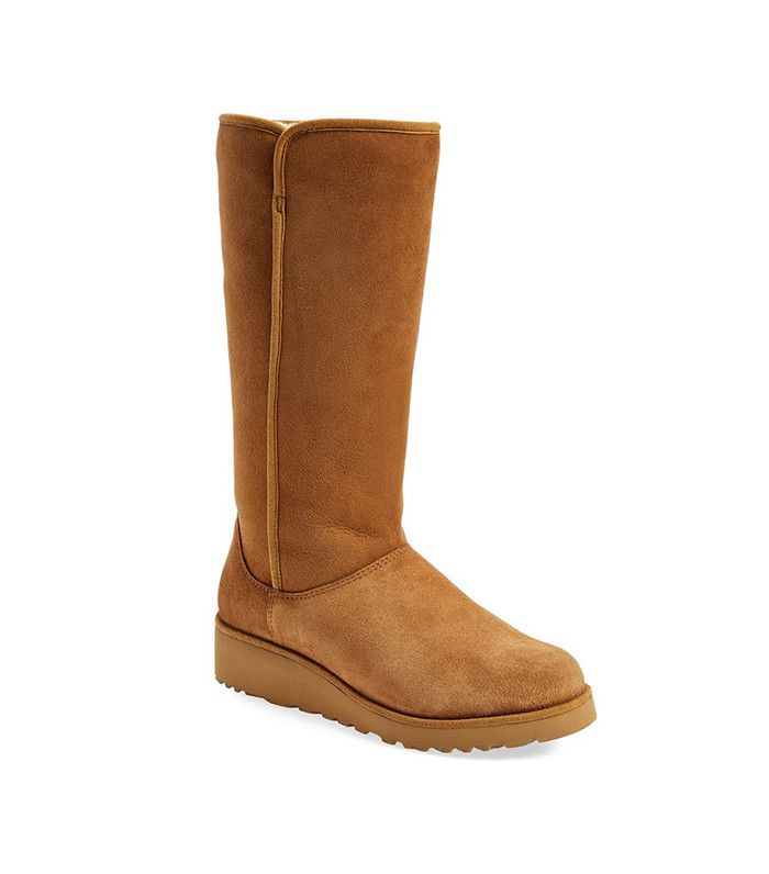 The Best Ways to Wear Leggings and Uggs This Winter | Who What Wear