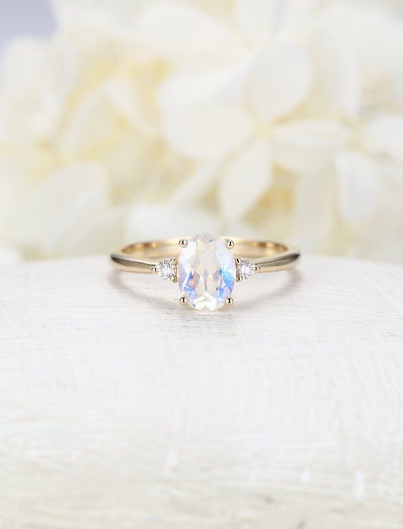 20 Breathtaking Moonstone Engagement Rings | Who What Wear