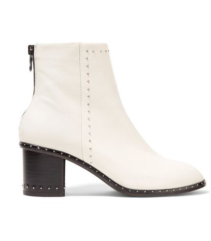 Emma Stone Ditched Black Ankle Boots for This Stand-Out Trend | Who ...