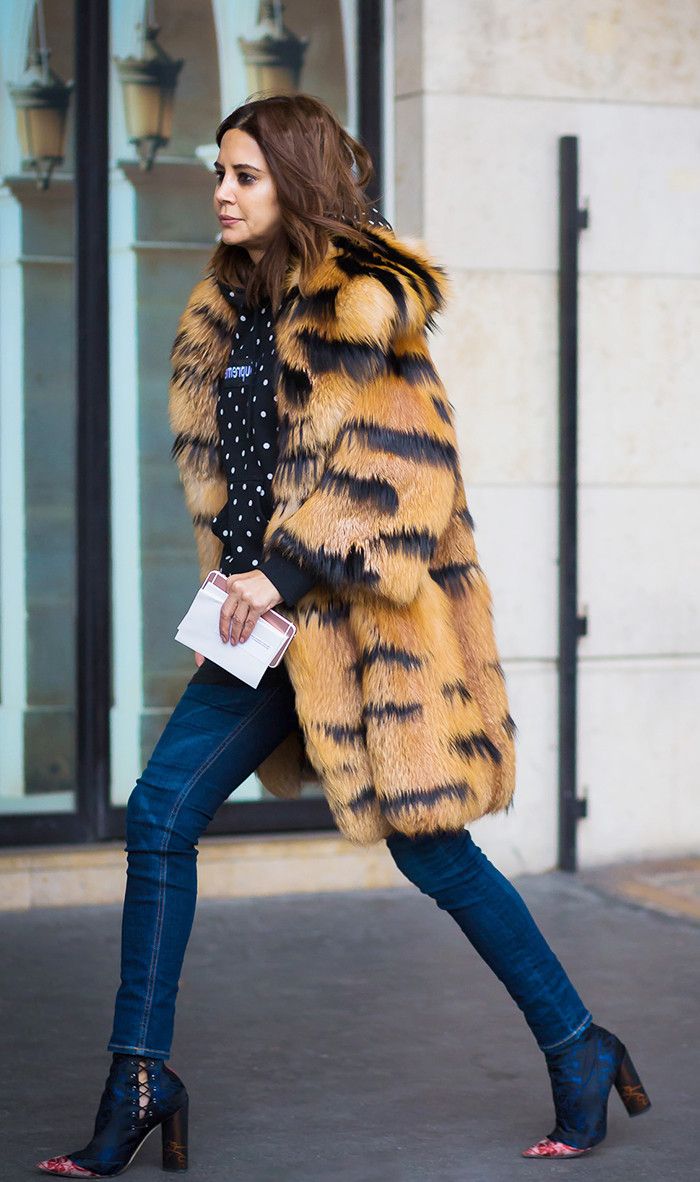 7 Practical, Cool Outfits to Wear to a Winter Concert | Who What Wear