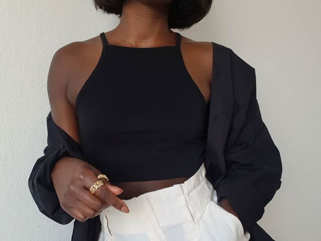 These Are the 5 Worst Fabrics for Skin, Hands Down | Who What Wear