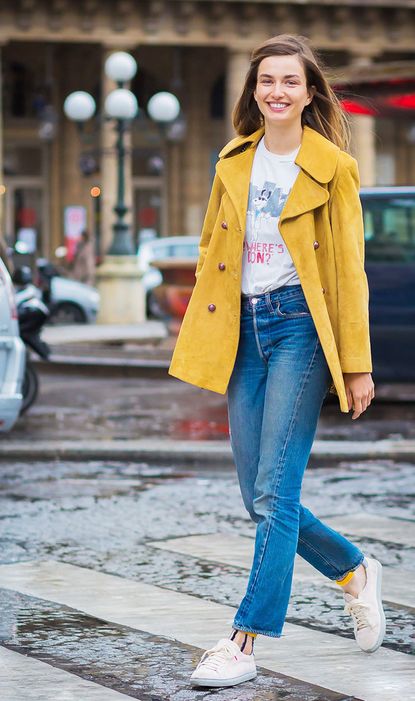 The Easy Outfit Every Single Fashion Girl Wears | Who What Wear