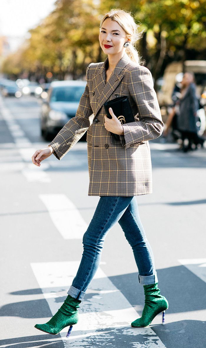 The Easy Outfit Every Single Fashion Girl Wears | Who What Wear