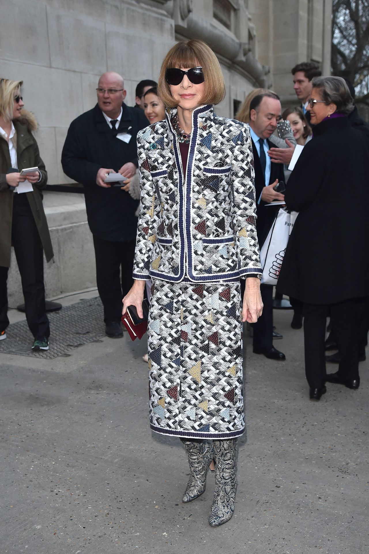 Anna Wintour Can't Stop Wearing These Amazing Boots | Who What Wear