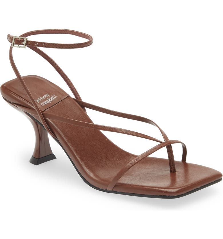 7 Fashion Rules Timeless Women Follow | Who What Wear