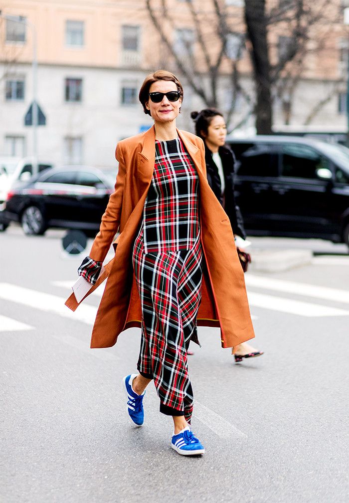 The Sneakers All Fashion Insiders Are Wearing Now | Who What Wear