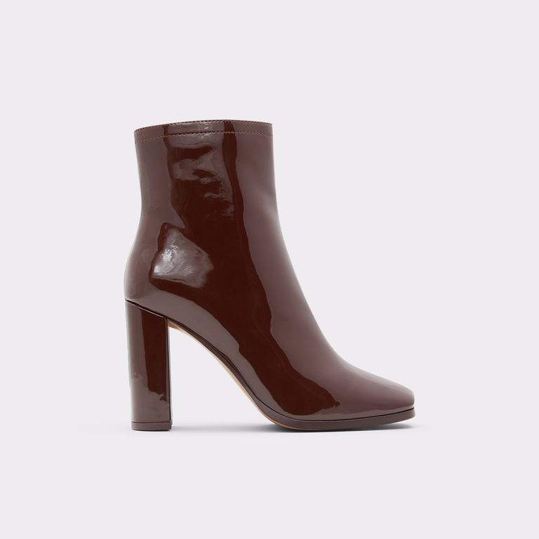 What to Wear With Brown Boots: 10 Chic Brown Boot Outfits | Who What Wear