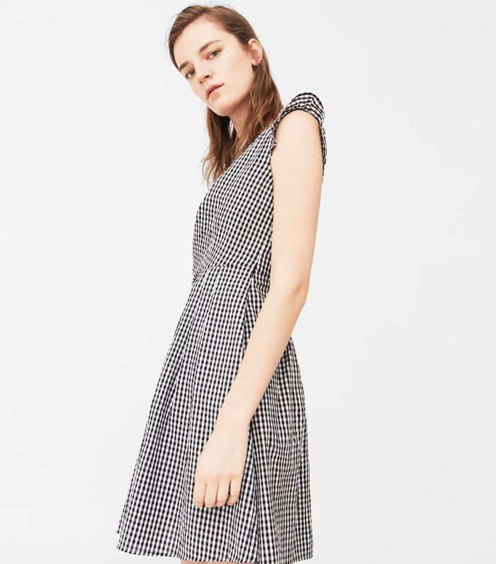 How to Take Instagram Outfit Photo Tips | Who What Wear