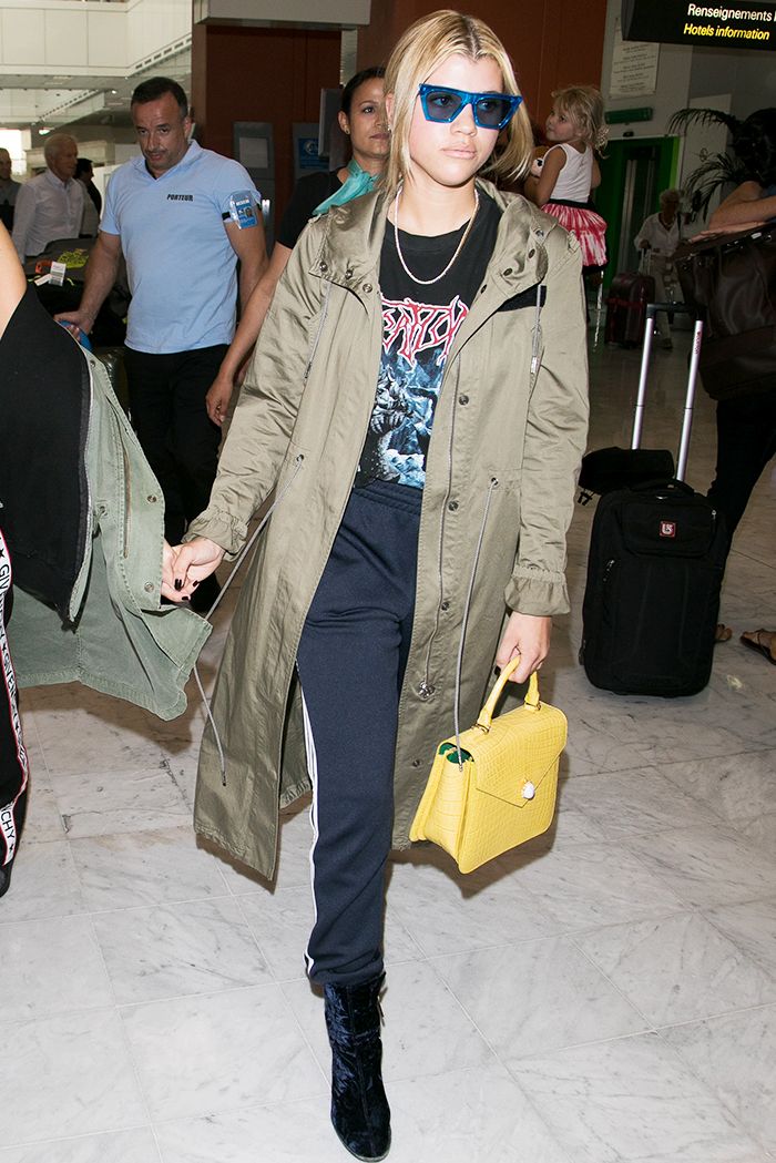 The Best Airport Outfits Always Include These 4 Items | Who What Wear