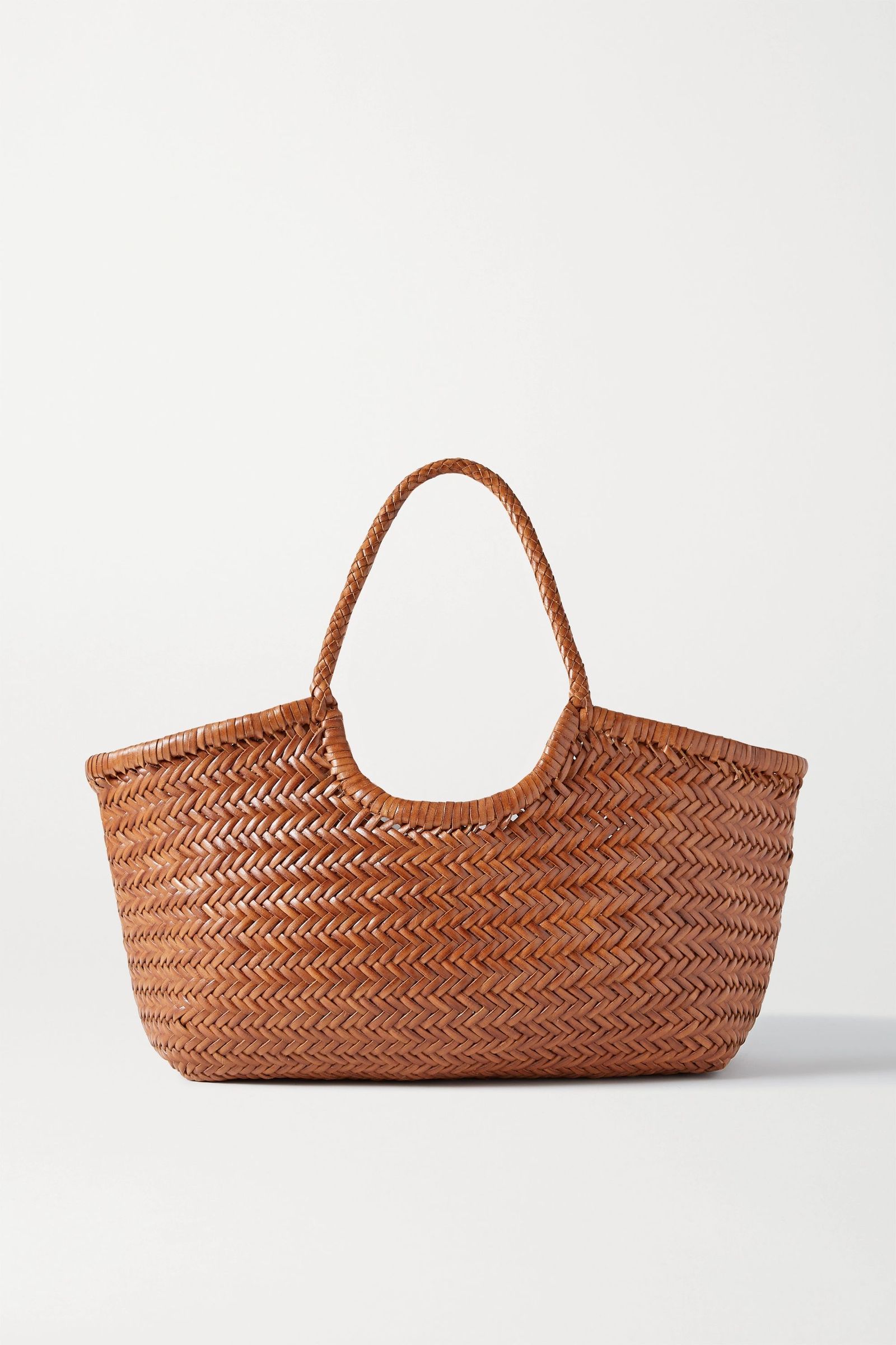 The 4 Purse Styles French Girls Love | Who What Wear