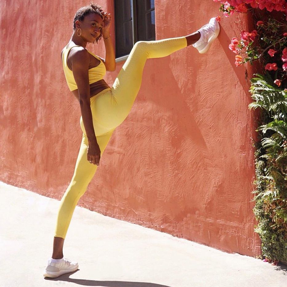 6 Morning Stretches That Will Energize Your Body | Who What Wear