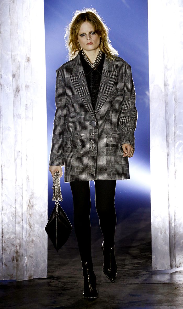 5 Ways to Style Denim Shirts for Fall | Who What Wear