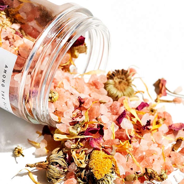 Salt Therapy 101: What Is It, and Does It Work? | Who What Wear