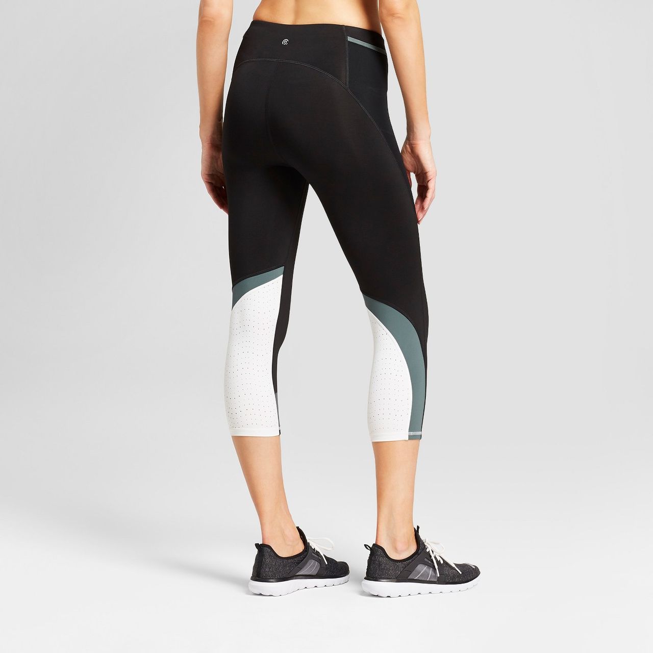 Where Fashion Girls Buy Affordable Workout Clothes | Who What Wear