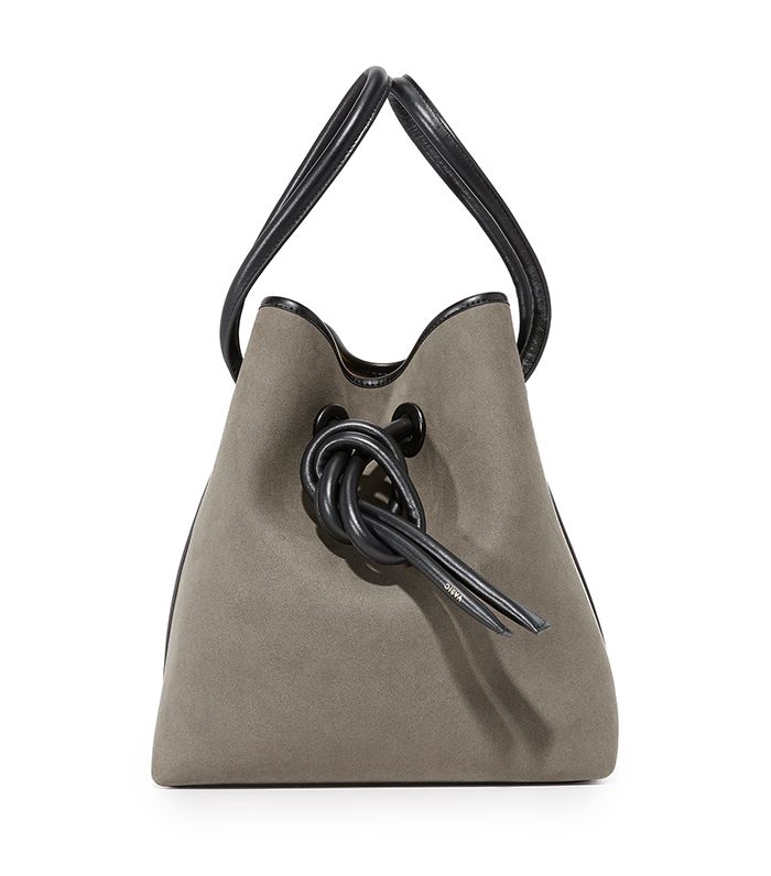 16 Cool Drawstring Bags to Carry This Fall | Who What Wear