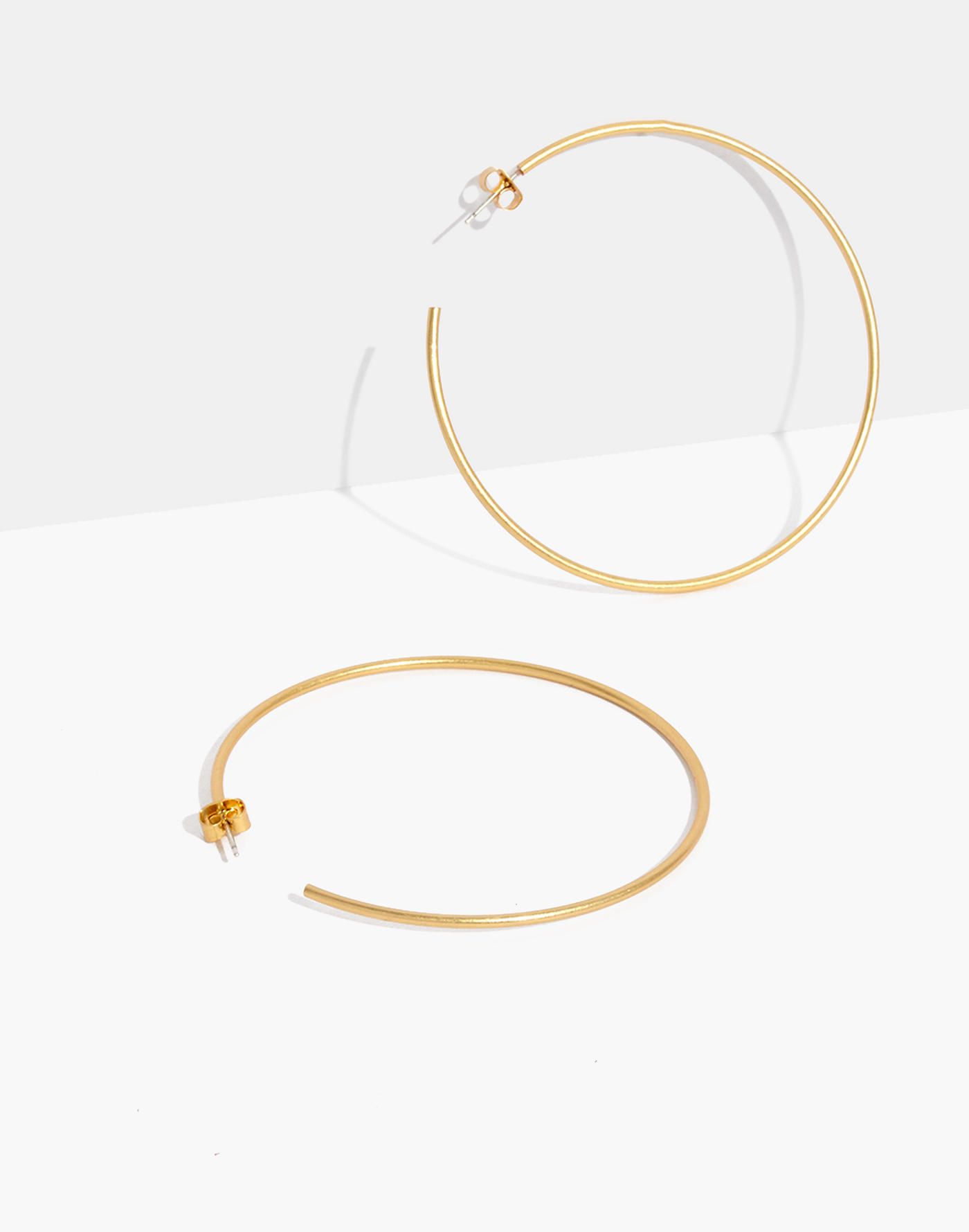The 27 Best Hoop Earrings That Always Seem to Be On-Trend | Who What Wear