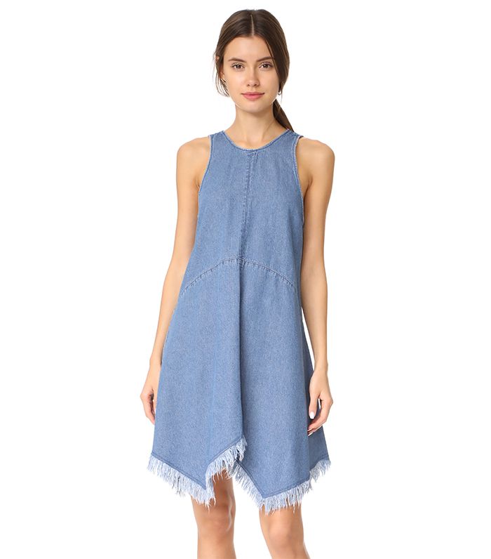 7 Denim Jumper Outfits Fashion Girls Are Wearing | Who What Wear