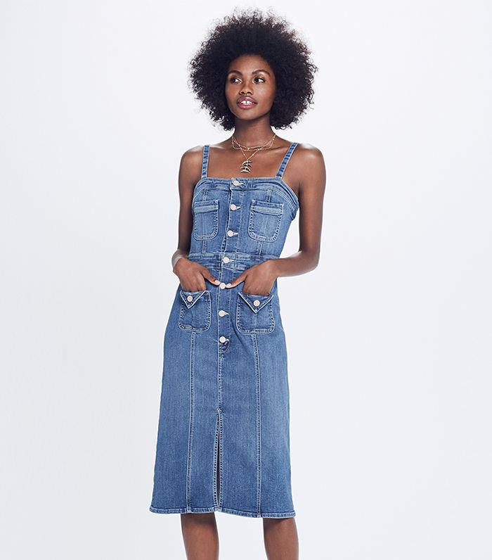 7 Denim Jumper Outfits Fashion Girls Are Wearing | Who What Wear