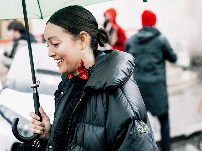 What to Wear When It Won't Stop Raining in Seattle | Who What Wear