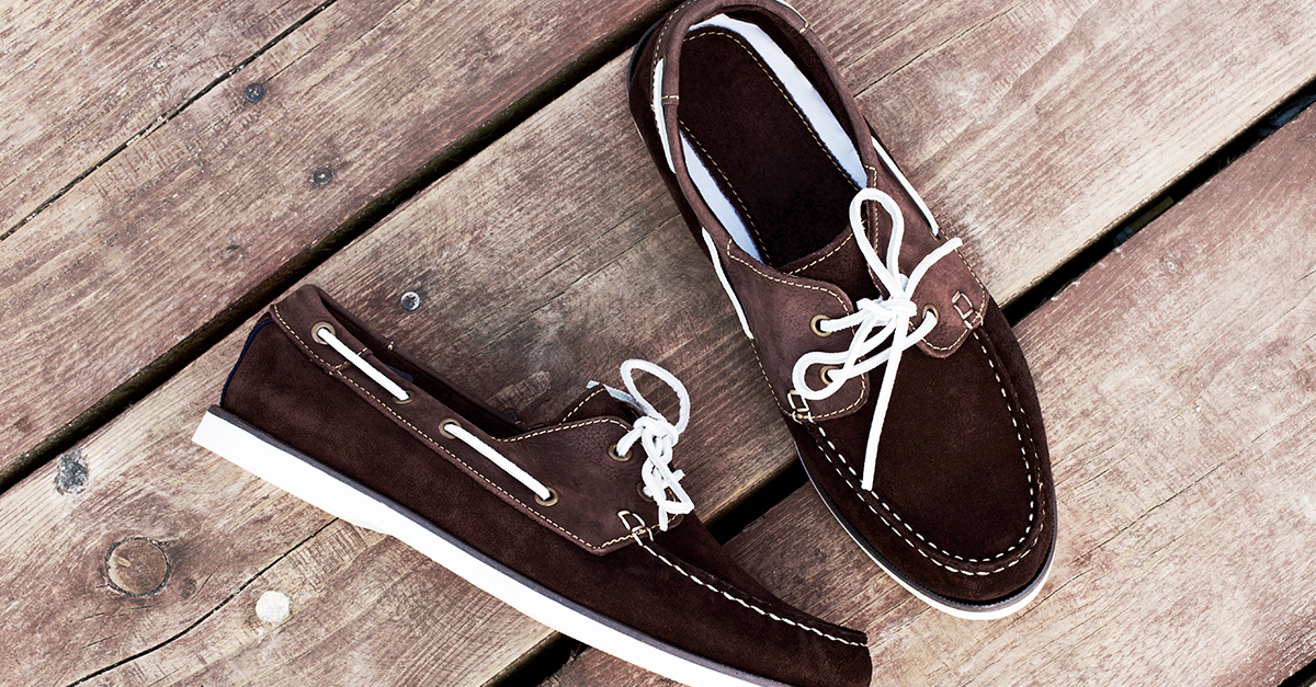 How to Clean Sperrys in 4 Easy Steps | Who What Wear