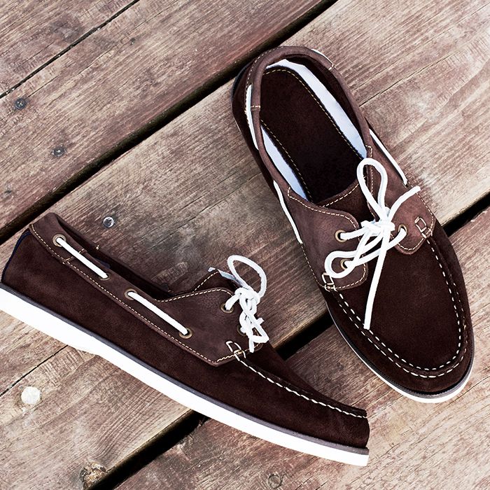 How to Clean Sperrys in 4 Easy Steps | Who What Wear