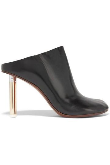 The 5 New Shoe Trends Everyone in Germany Knows About | Who What Wear