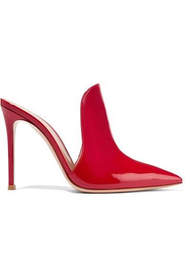 The 5 New Shoe Trends Everyone in Germany Knows About | Who What Wear