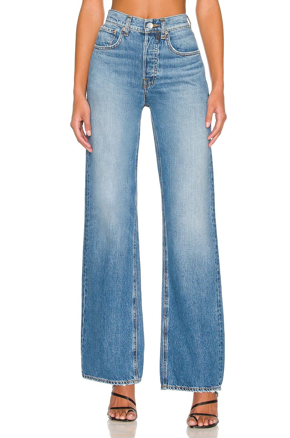 21 Ways to Wear Wide-Leg Jeans: The Outfit Ideas to Try | Who What Wear