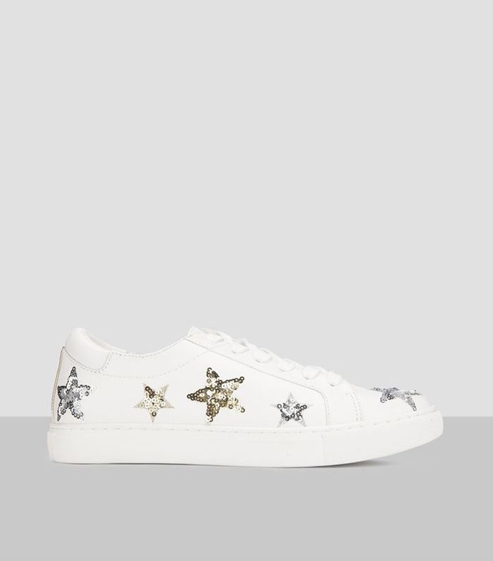 The Pretty Sneakers Every Girl in NYC Is Wearing | Who What Wear