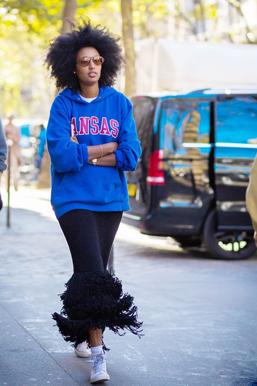 21 Pretty Outfits With White Converse | Who What Wear