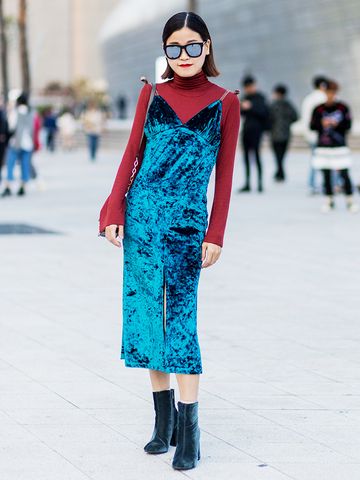 It Girl–Approved Velvet-Dress Outfits for Holiday Parties | Who What Wear