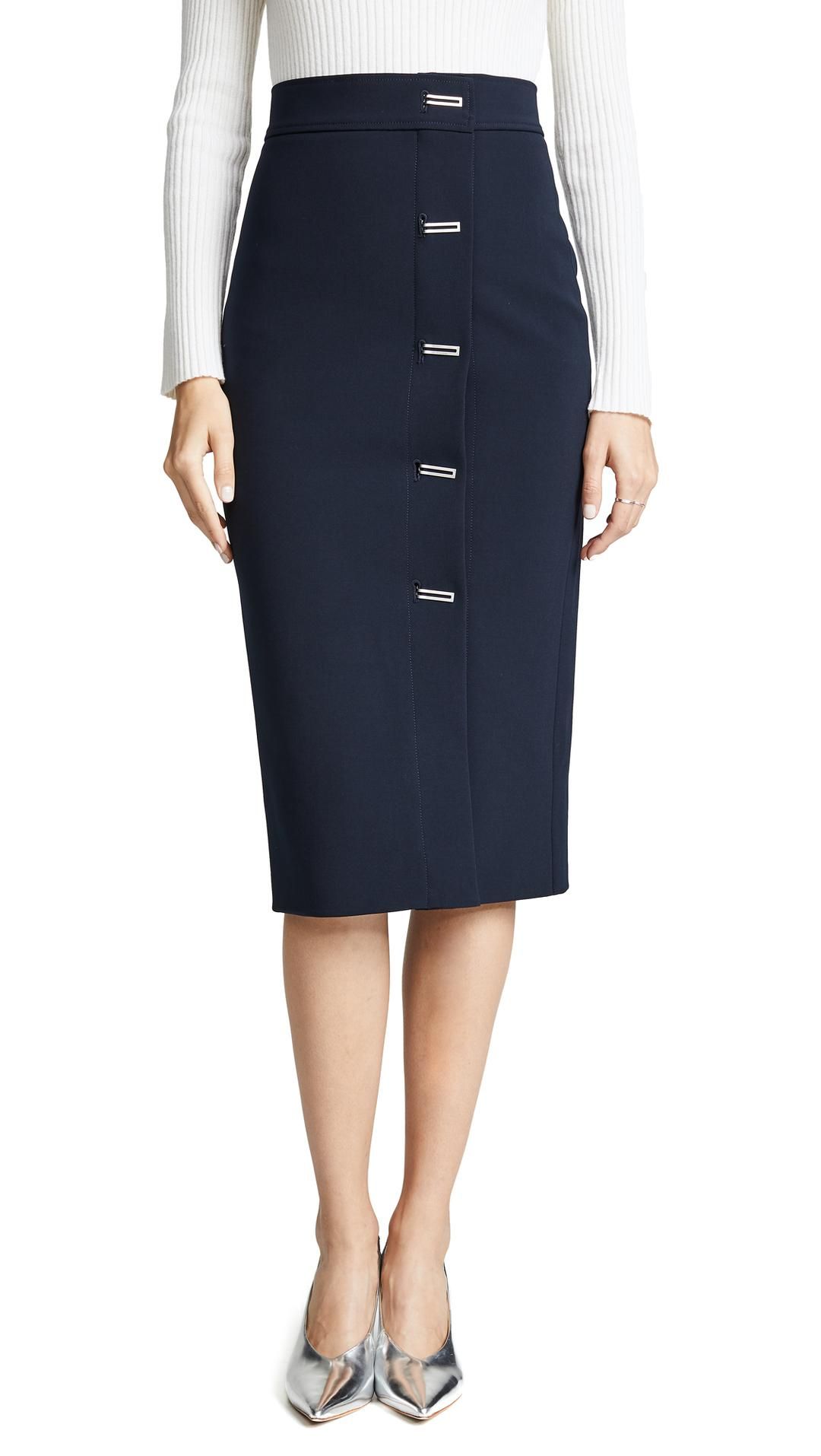 11 Black-and-Navy Outfits You Need to Try | Who What Wear