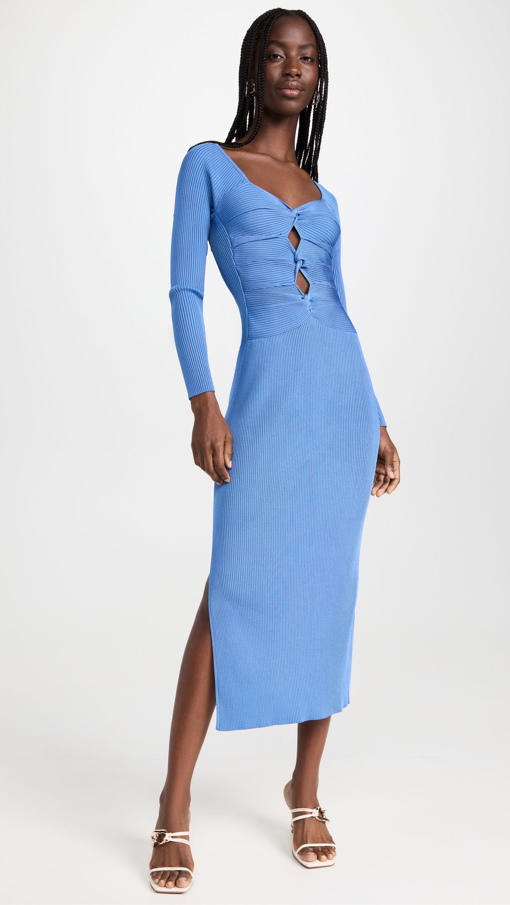 This Is the Worst Color to Wear in Photos | Who What Wear