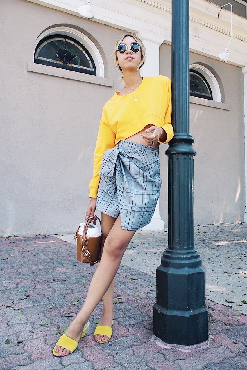 These Are Our Go-To High-Waisted Skirt Outfits | Who What Wear