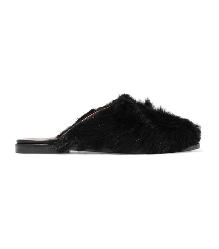 23 Cozy Slippers Every Girl Needs | Who What Wear