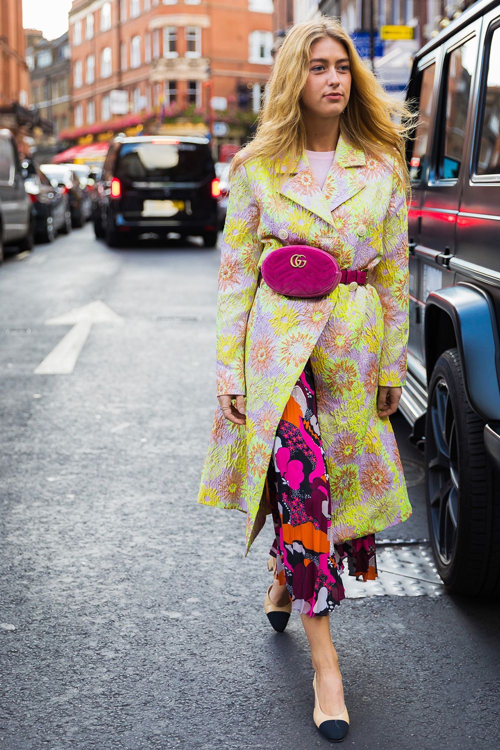 These Instantly Flattering Outfits Involve One Key Accessory | Who What ...