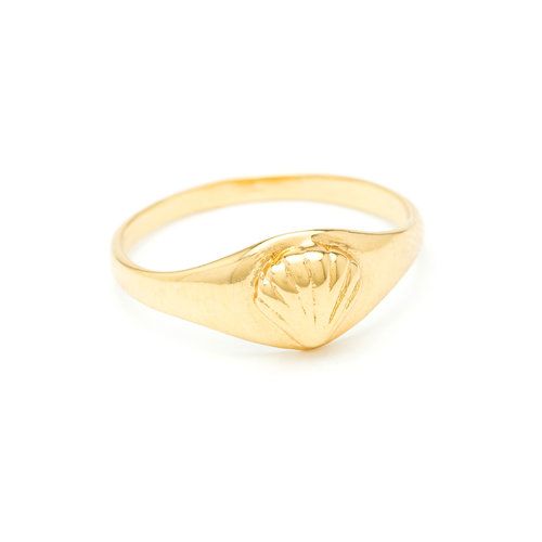 Shell Jewellery Is One of 2018's Biggest Jewellery Trends | Who What Wear