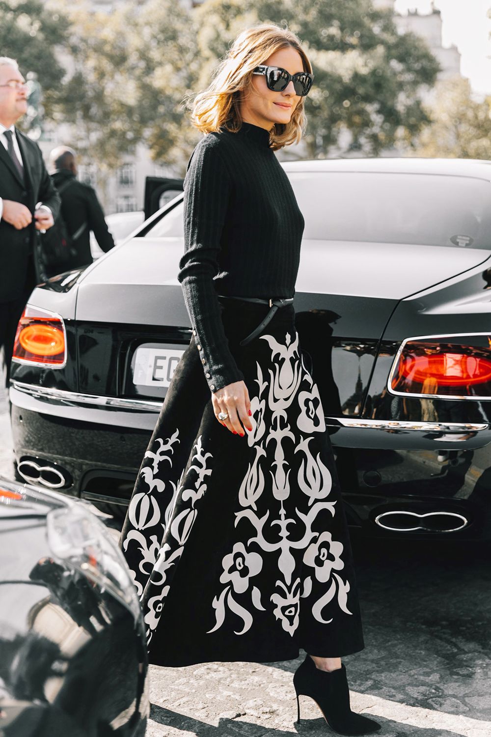 Get Inspired With Our Roundup of All-Black Work Outfits | Who What Wear