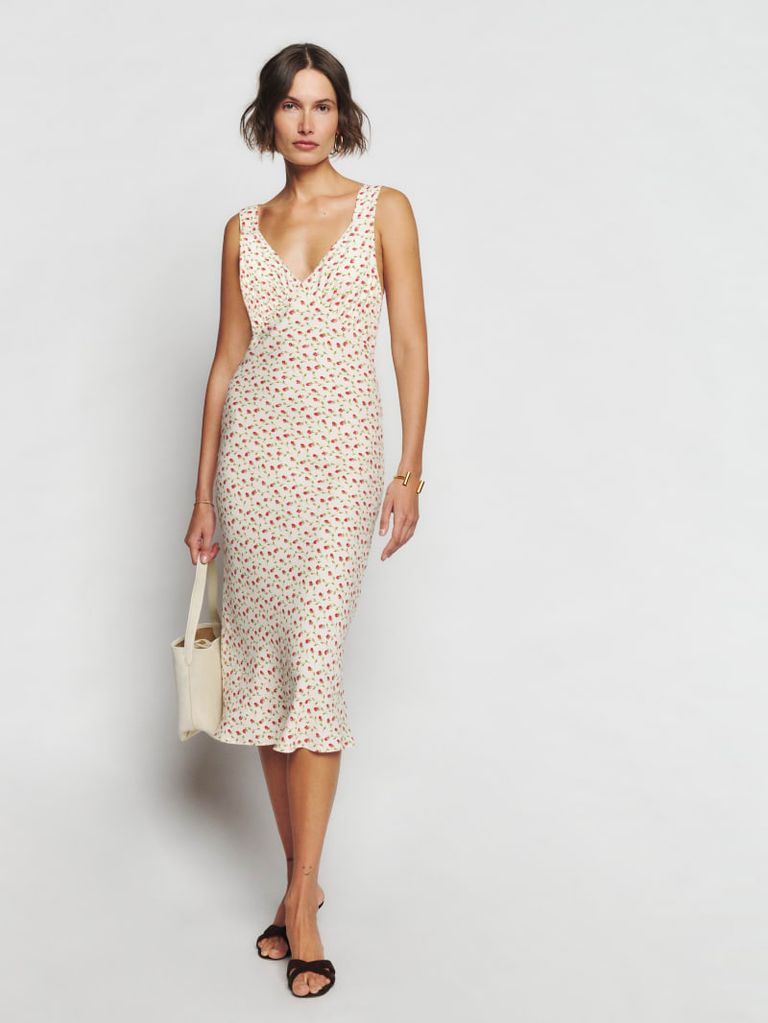 What Is Rayon? Here's What You Should Know | Who What Wear