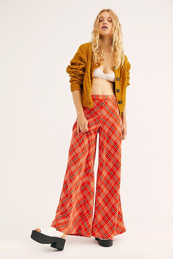 13 Chic Friday Outfits to Wear From Morning to Midnight | Who What Wear