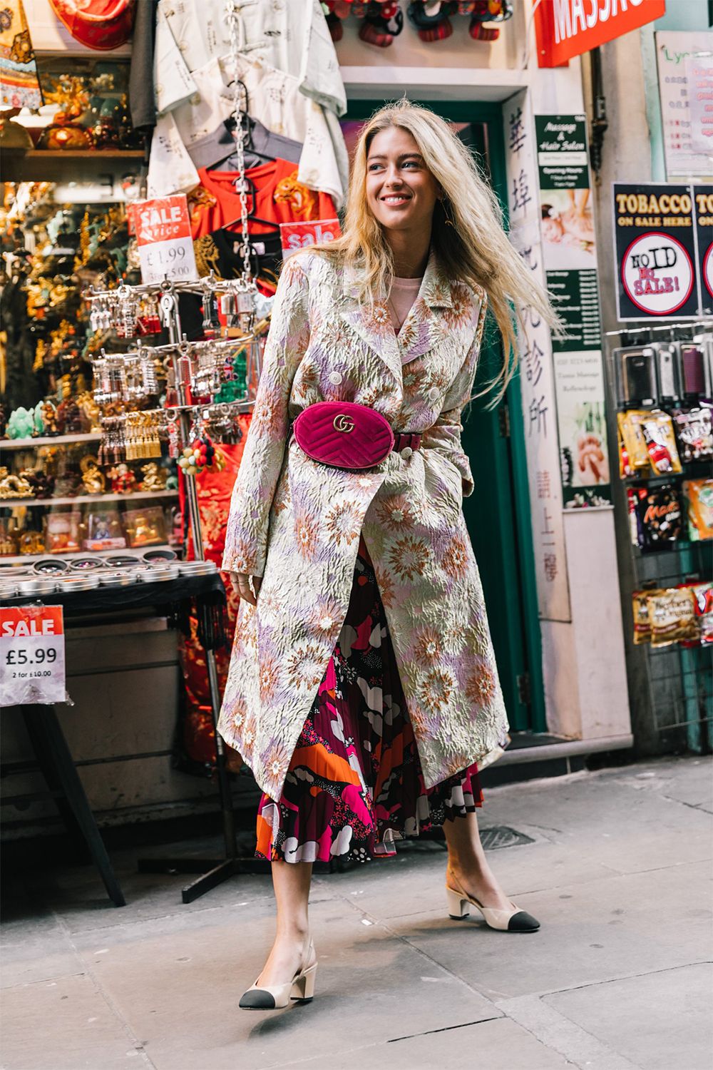 How to Wear Clashing Colors Like a Fashion Girl | Who What Wear