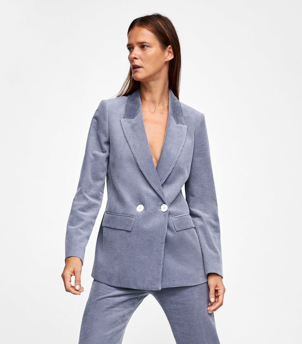 The Blazer Styles That Are Taking Over Right Now | Who What Wear