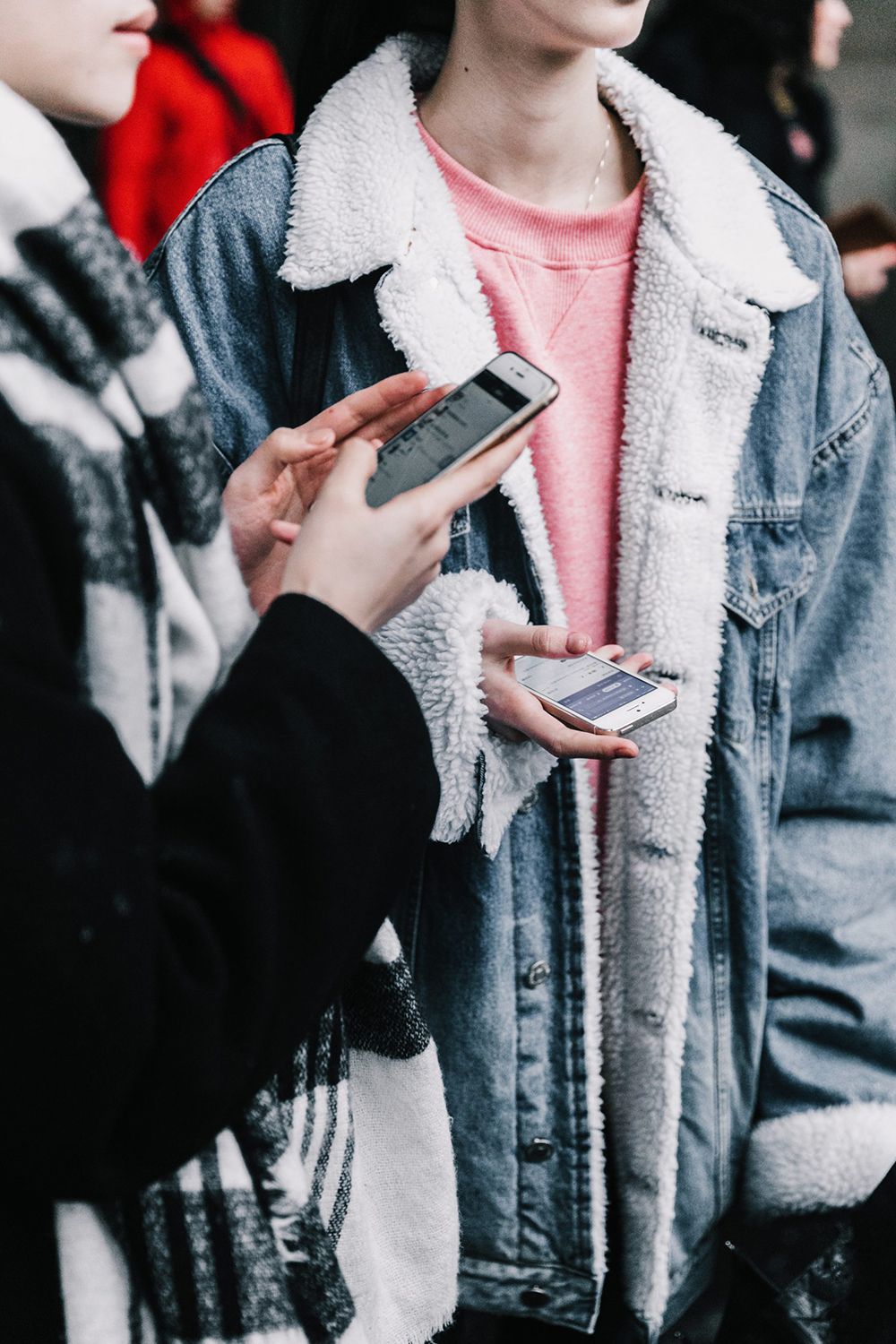 15 Ways to Layer a Denim Jacket for Winter | Who What Wear