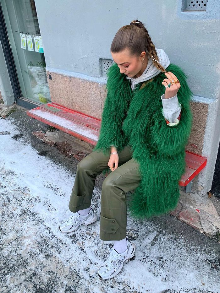 11 Cute Snow Outfits Fashion People Are Wearing This Winter | Who What Wear