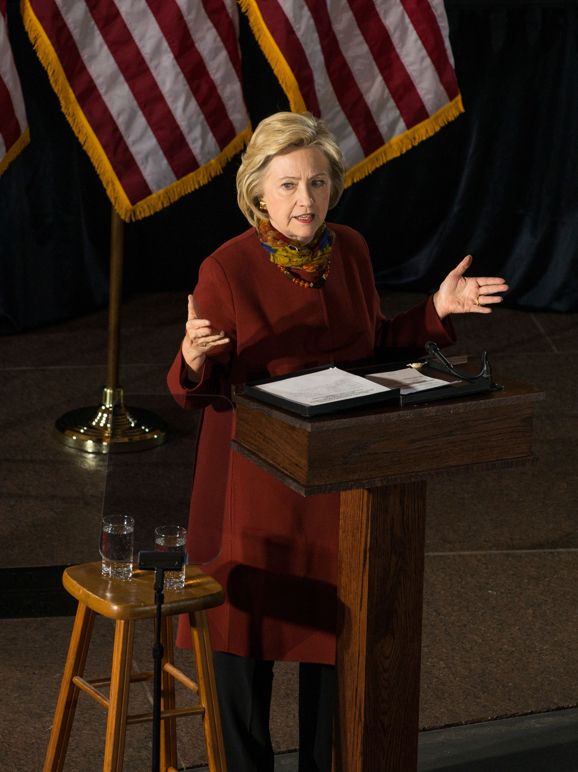 The Best Hillary Clinton Outfits in History | Who What Wear